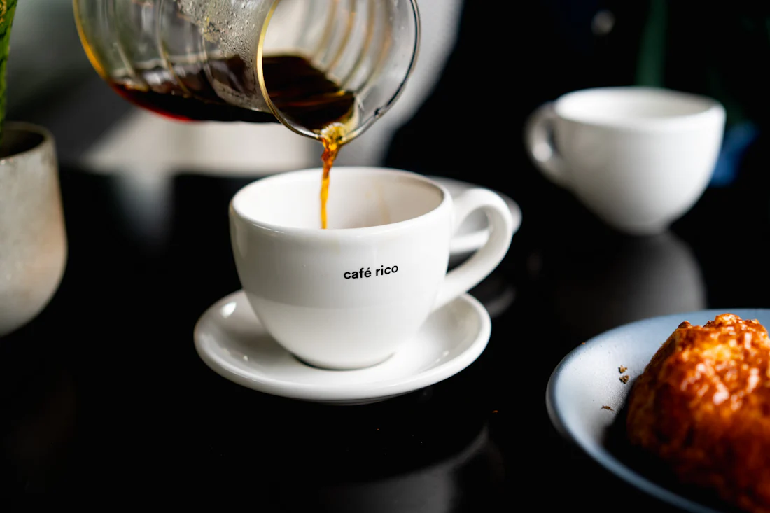 How to Make Great Coffee While Traveling (Expert Guide)